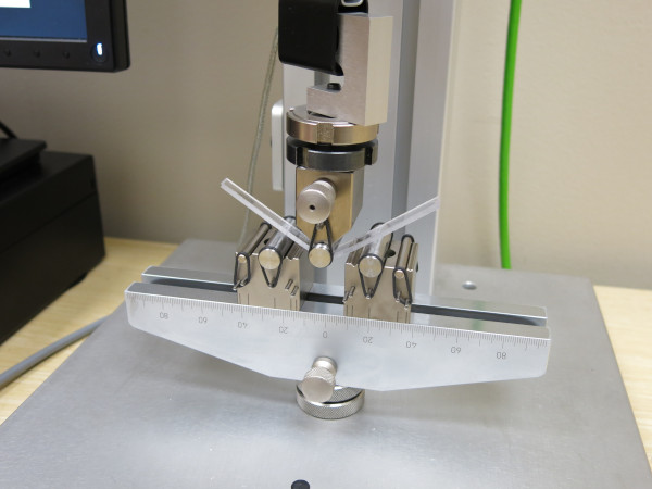 ASTM D790 Flexural Test of Plastics & Composites
